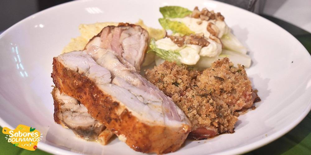 Pollo relleno Sofía - Red Uno de Bolivia