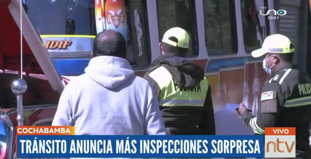 «No están aptos para transportar pasajeros»: Retienen tres micros de la ...