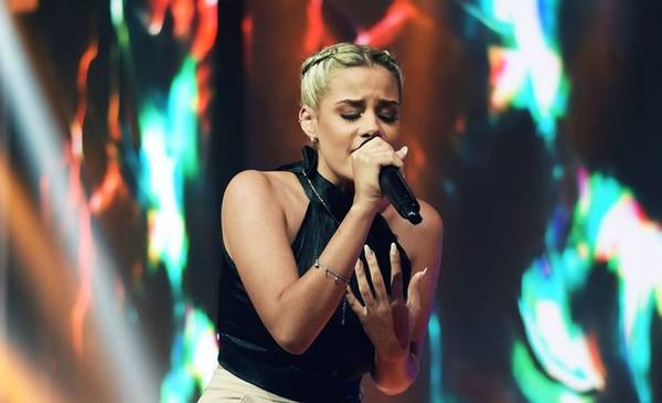 Flavia nos deja pero queda mucho de ella en el escenario - Red Uno de ...